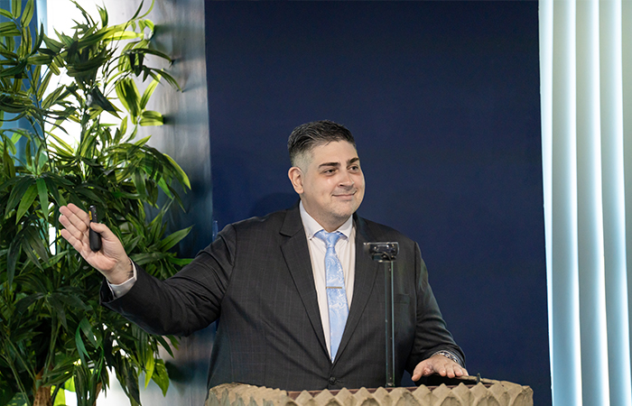 Academic Staff – CamEd Business School Website